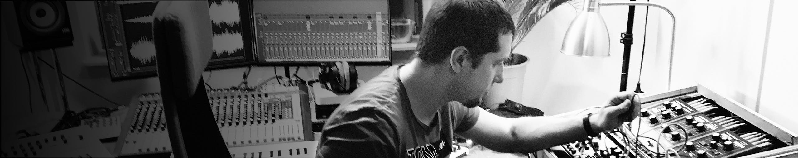 Typing by Adam Pietruszko | SFX - Artlist