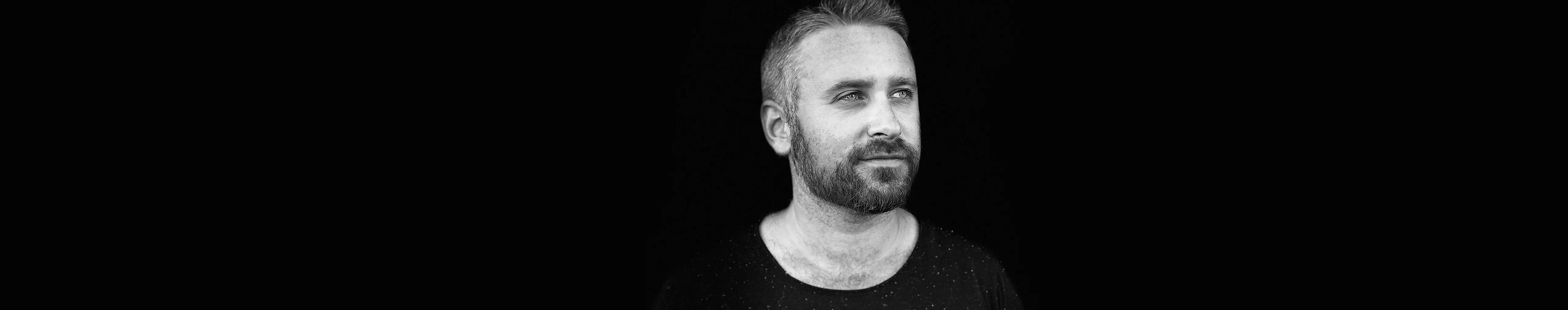 To the Max by Dono Album | Artlist